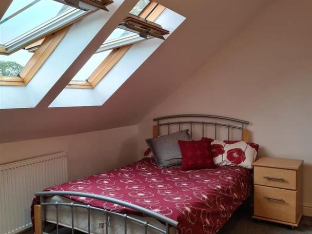 Flat 2, 43 Mill Road, Cambridge CB1, 4 bed shared accommodation to rent, £750 pcm | PrimeLocation