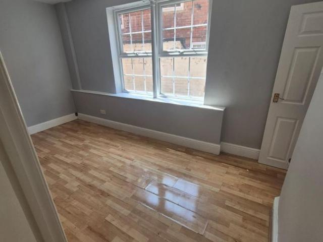 Flat 2, 53B Moorgate, Retford DN22, 1 bed flat to rent, £625 pcm | PrimeLocation