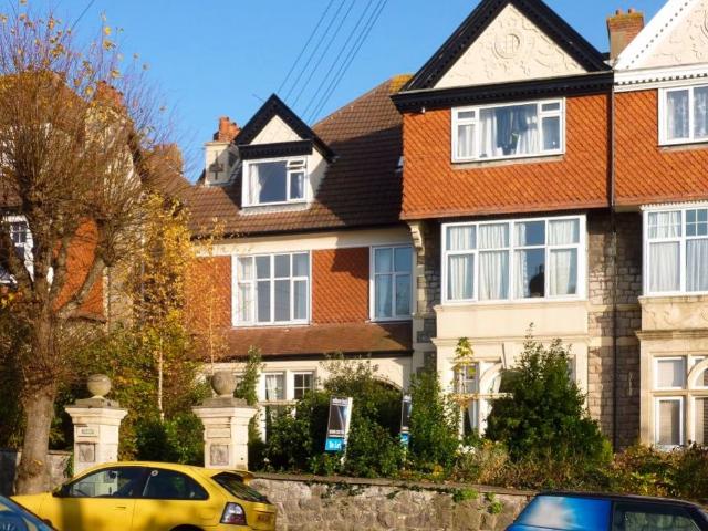 Flat 2 5 Trewartha Park, Weston Super Mare, Somerset BS23, 1 bed flat to rent, £875 pcm | PrimeLocation