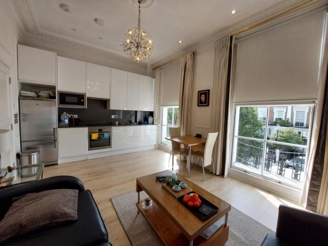 Flat 2 96 Flat 2 Ledbury Road London 2669582