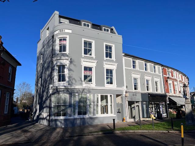 Flat 2 Danuta House, Hampton Court Village, East Molesey KT8, 2 bed flat to rent, £2,050 pcm | PrimeLocation