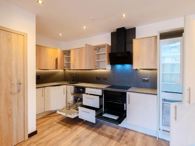 Flat 2, Standish Court PR7, 2 bed flat to rent, £1,025 pcm | PrimeLocation