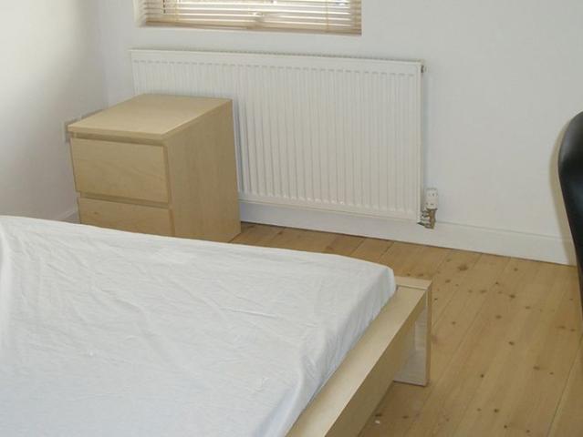 Flat 2B, 51 Clarendon Road, LS2 9NZ, Leeds
