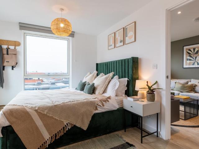Flat 342, Hairpin House, Bradford. 2 bed flat to rent £1,375 pcm £317 pw