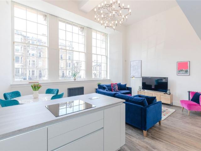Flat 38, 26 Viewforth
