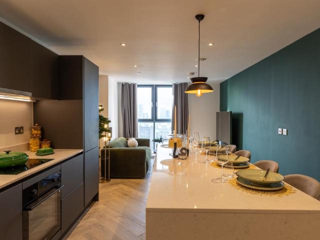 Flat 3108, Swan Street House, Swan. 2 bed flat to rent £1,890 pcm £436 pw