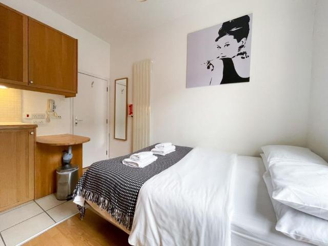 Flat 311 North Gower Street, Euston NW1 2LY