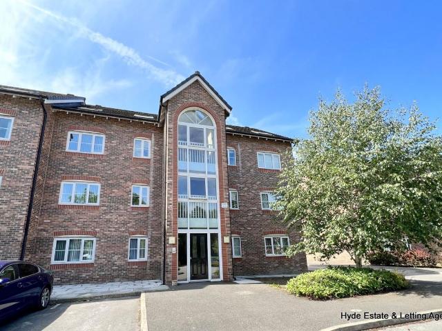Flat 32 The Horizons, Moss Lane BL6, 2 bed flat to rent, £850 pcm | PrimeLocation