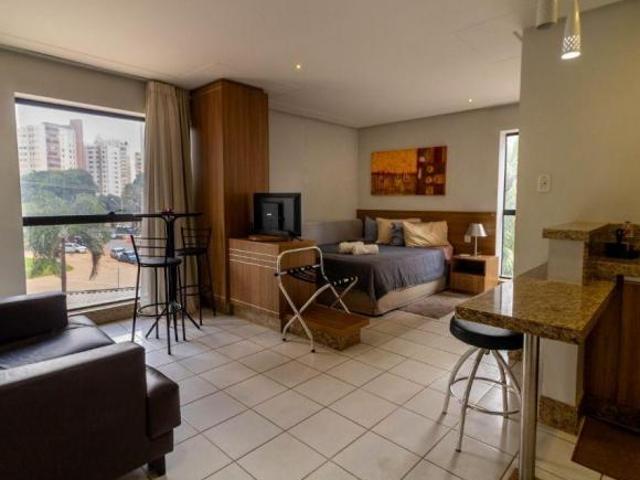 Flat 33m² no Sun Square Suítes Hotel — Setor Oeste | 1 Quarto
