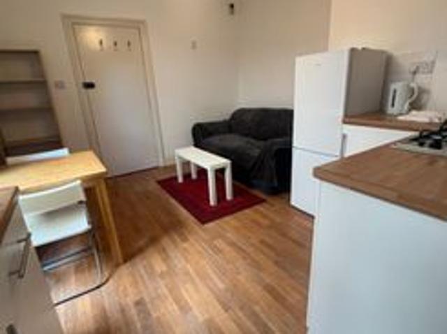 Flat 3, 17 Kingsley Road