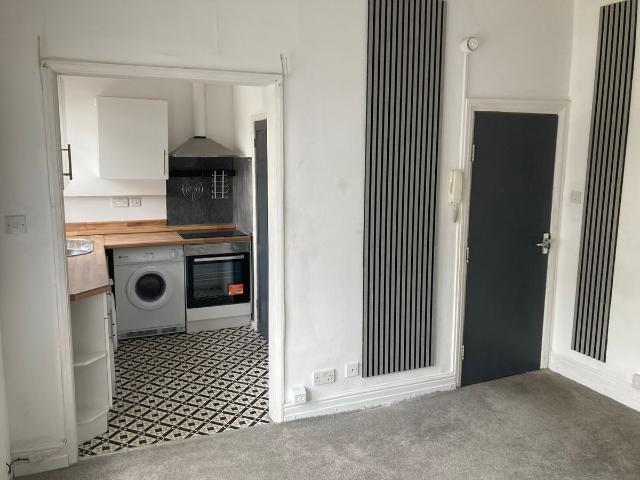 Flat 3, 47 St. Chads Road, Derby DE23, 1 bed flat to rent, £600 pcm | PrimeLocation