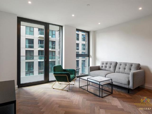 Flat, 3 Merino Gardens, London, E1W 2DP