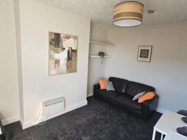 Flat 3, Mitford Place, Armley, Leeds, LS12 1NH