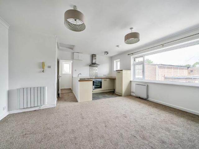 Flat 3, Sun Court, Cawley Road