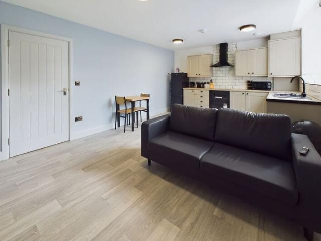 Flat 3, Regent House, Regent Street, Blackburn