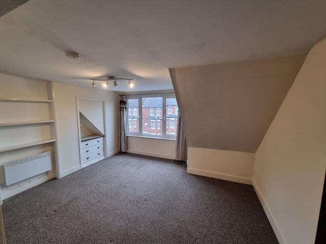 Flat 3C Trimworth Road, Folkestone, Kent CT19, 1 bed flat to rent, £675 pcm | PrimeLocation