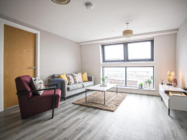 Flat 404 South, The Forge, Forth. 3 bed apartment to rent £1,995 pcm £460 pw