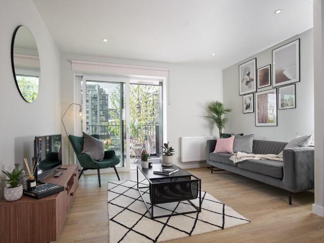 Flat 406, Windlass Apartments, 4 Hale. 1 bed apartment to rent £2,175 pcm £502 pw