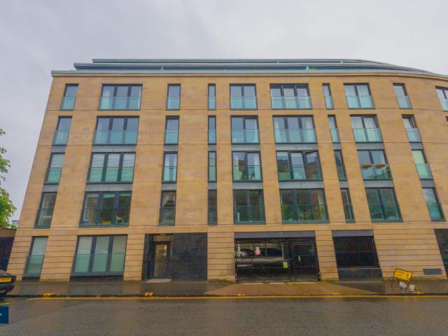 Flat 4/2 33 Minerva Street, Glasgow G3 8LE