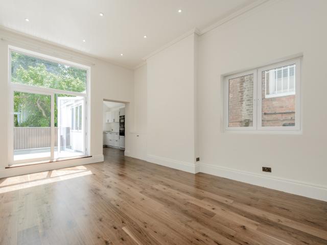 Flat 4 11 Flat 4 Cleve Road London 2732967