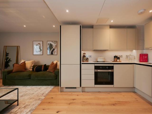 Flat 4, 219 Baker, 219 Baker Street. 1 bed flat to rent £5,000 pcm £1,154 pw