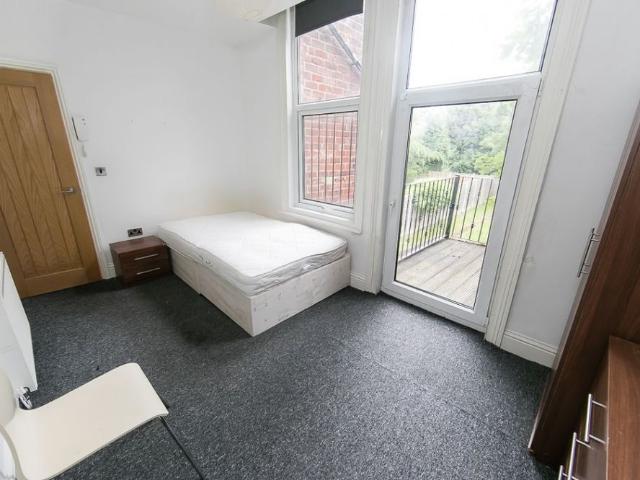 Flat 6, 27 Richmond Road, Headingley, Leeds
