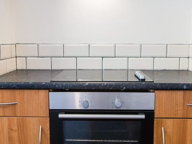 Flat 4, 66 Chapel Lane, Headingley, Leeds