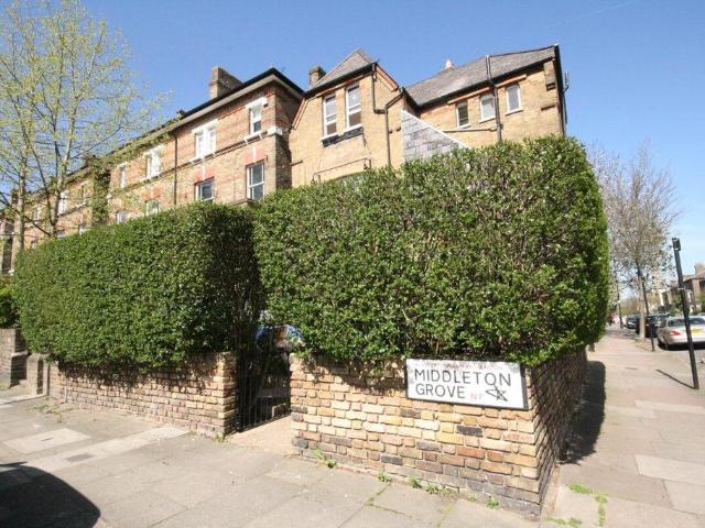 Flat 4 8 Middleton Grove, Holloway 2 bed flat to rent £2,947 pcm £680 pw