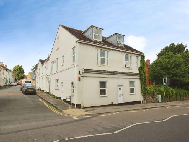 Flat 4, Stanley Street Chestnut House Stanley Street, Swindon 2 bedrooms Property for lettings Mcfarlane