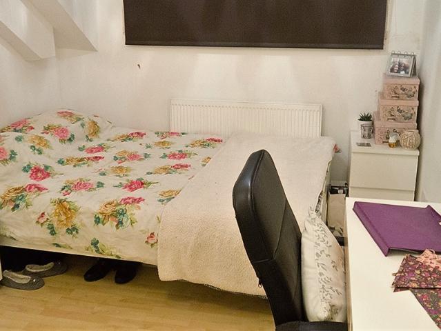 Flat 5, 16 Kelso Road