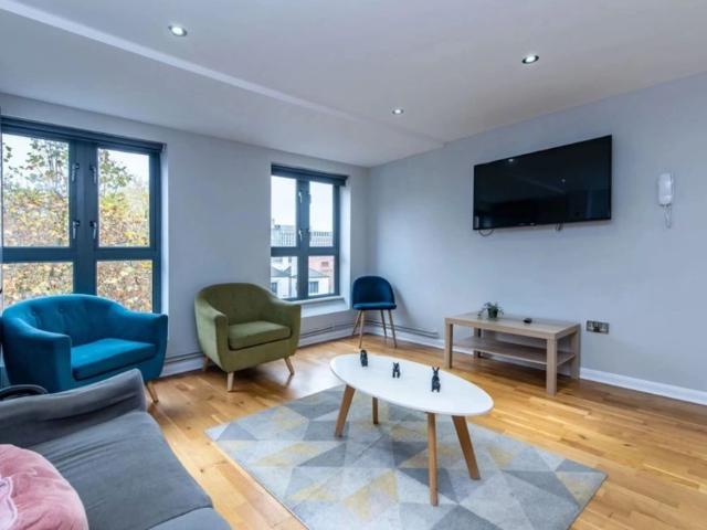Flat 5