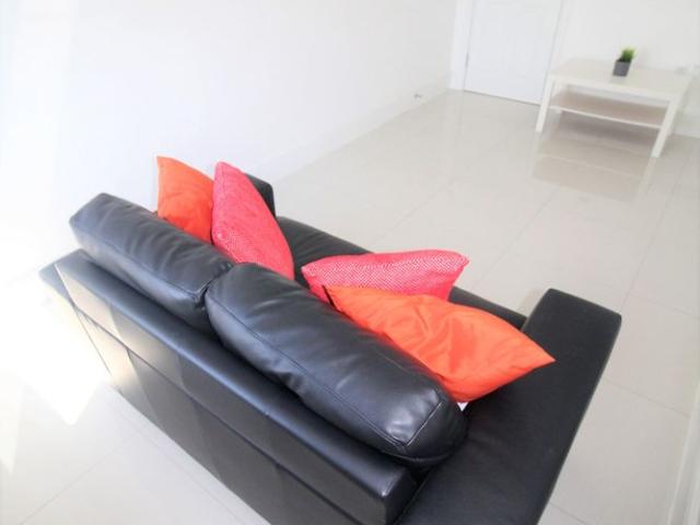 Flat 5, 65 Clarendon Road, LS2 9PB, Leeds