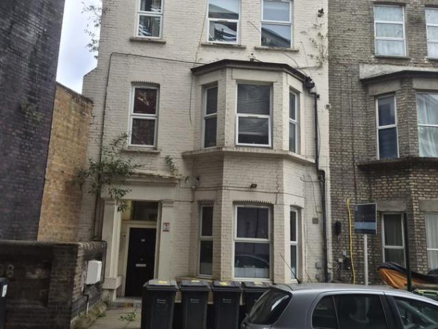 Flat 5, 88 Loveridge Road NW6, 1 bed flat to rent, £1,100 pcm | PrimeLocation