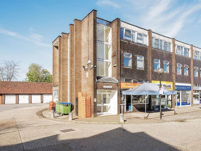 Flat 5/Atlantic House, Jengers Mead, Billingshurst, West Sussex RH14, 2 bed flat to rent, £1,450 pcm | PrimeLocation
