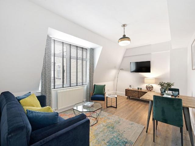 Flat 67 Richmond Court, 200 Sloane Street, London SW1X, 1 bed flat to rent, £4,550 pcm | PrimeLocation