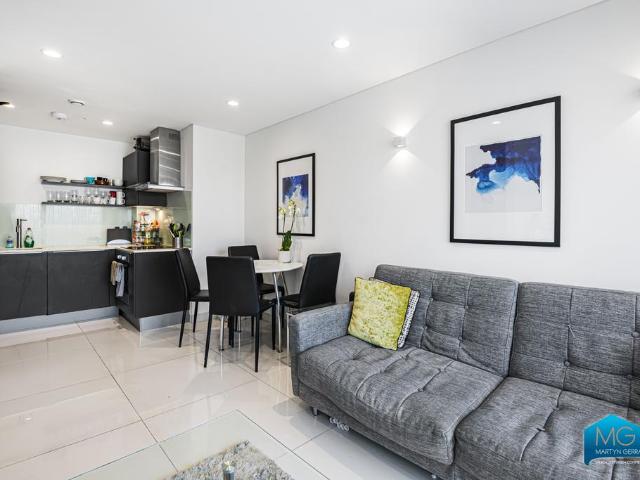 Flat 6, 52 Prince of Wales Road. 1 bed apartment to rent £2,100 pcm £485 pw