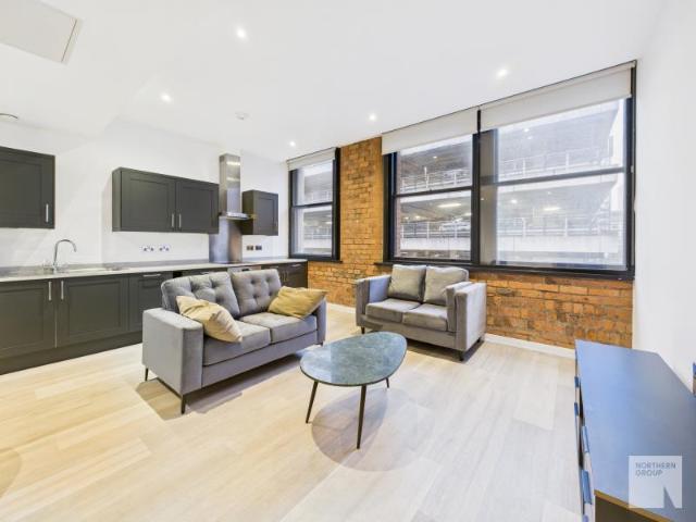 Flat 6: Gramercy House 3 bed apartment to rent £1,895 pcm £437 pw