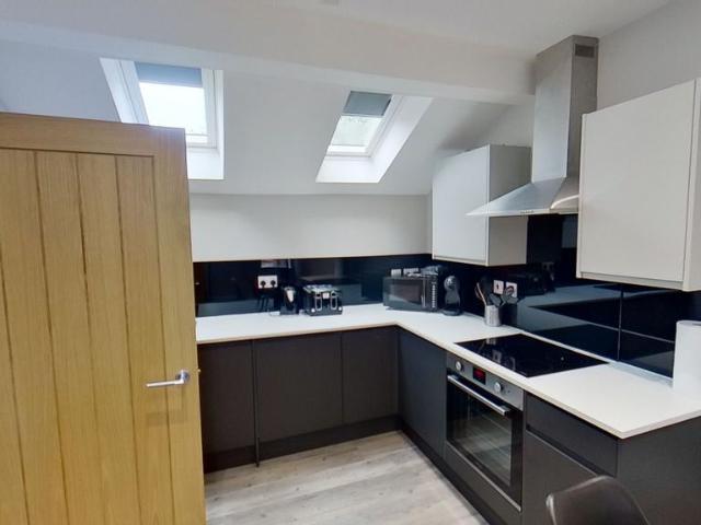 Flat 6, The Printworks, 29 Lake. 2 bed flat to rent £1,473 pcm £340 pw