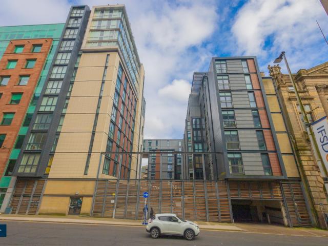 Flat 7/3 17 Oswald Street Glasgow G1 4PD
