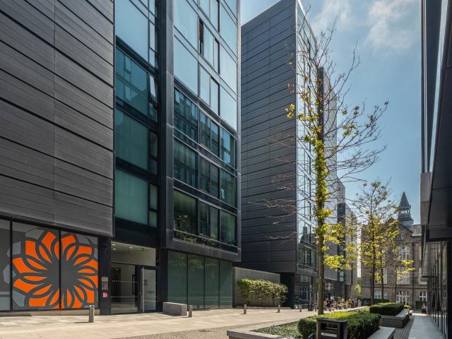 Flat 7, 35 Simpson Loan, Edinburgh, Midlothian, EH3 9GH