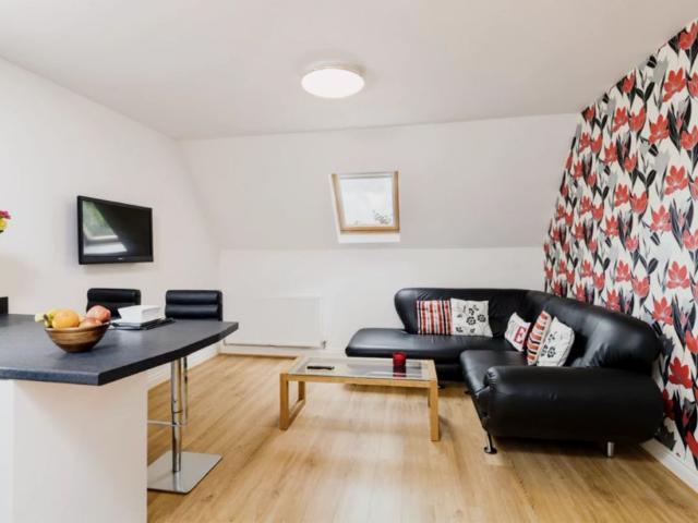 Flat 7