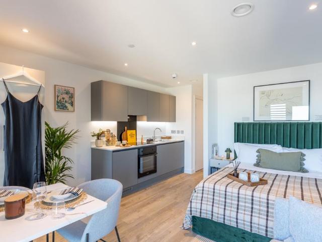 Flat 807, Pall Mall Press, 34 Pall Mall Studio to rent £1,025 pcm £237 pw