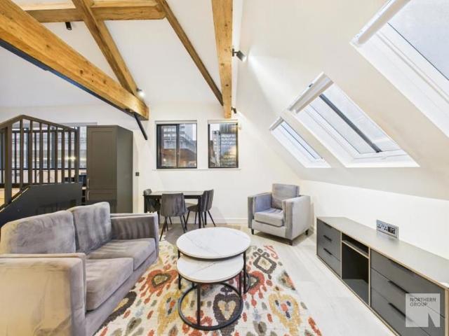 Flat 8: Gramercy House