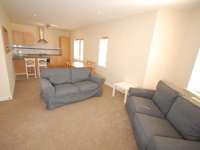 Flat 8 Room 1