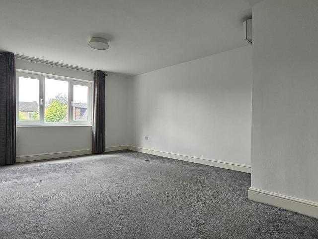 Flat 8, River Court, Ferry Lane, Cambridge