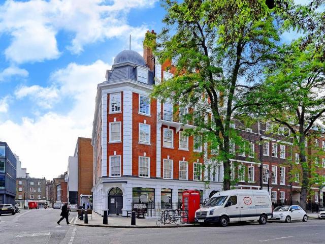 Flat 8 The Belvedere, Holborn. 1 bed flat to rent £4,767 pcm £1,100 pw