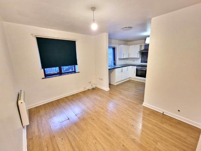 Flat 9, 12 Avenue Road, DN2