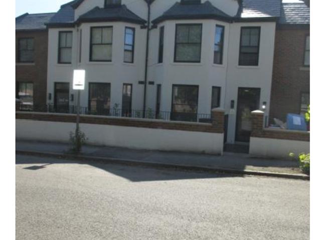 Flat 9 1 Priory Avenue, High Wycombe HP13, Studio to rent, £950 pcm | PrimeLocation
