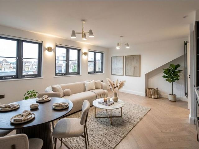 Flat 9, 46 Salusbury Road, London, NW6 6NN