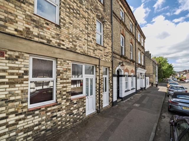 Flat/apartment To rent